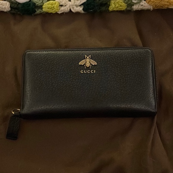 Gucci | Bags | Gucci Bumblebee Bag Pretty Perfect Condition | Poshmark